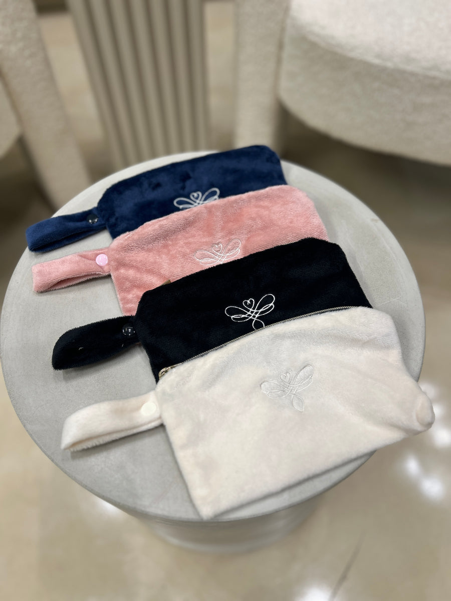 Wallet-Bee ~ Black - NEW Larger Size – Swaddle Bee